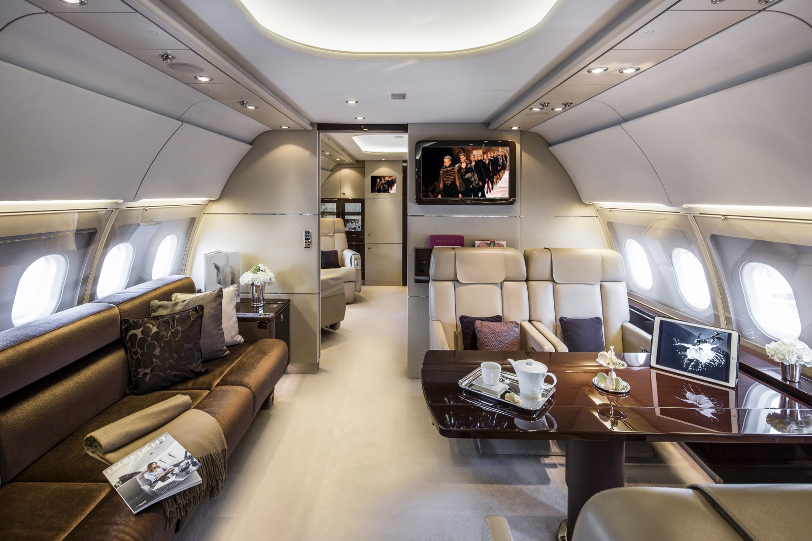 AIRBUS ACJ318 ELITE | Private Jet | Global Jet